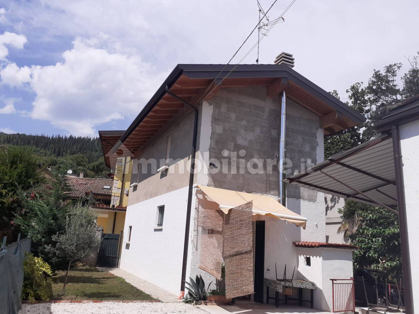 Trilocale da ristrutturare, piano terra, Centro, Paitone