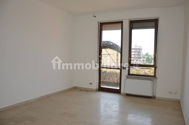 Quadrilocale via Magenta 15, Semicentro - Ospedale, Gallarate