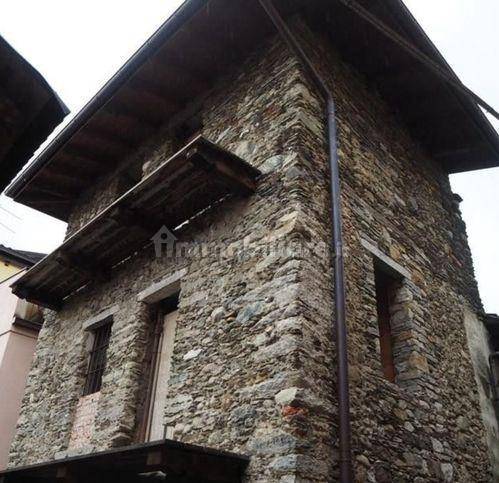 Quadrilocale da ristrutturare, piano terra, Trobaso, Renco, Possaccio, Unchio, Verbania
