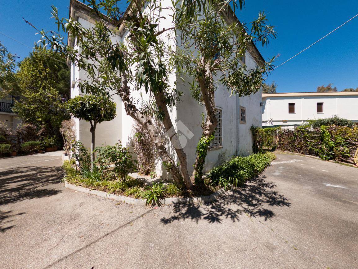 Trilocale viale degli Eucalipti 9, Centro, Manfredonia