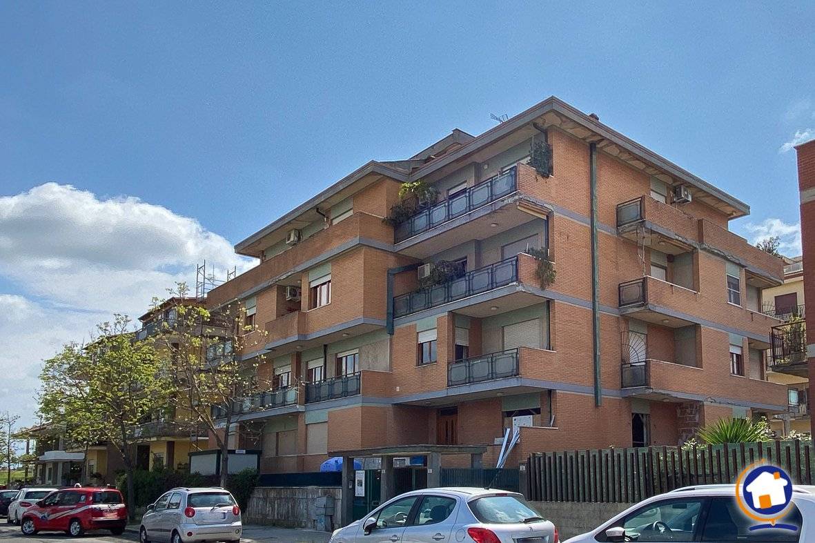 Appartamento via Giotto, Centro, Latina