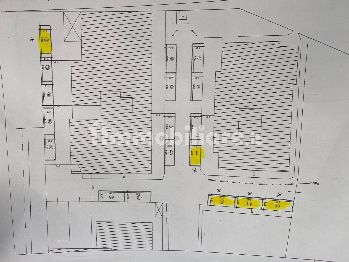 Posto auto - moto in Vendita