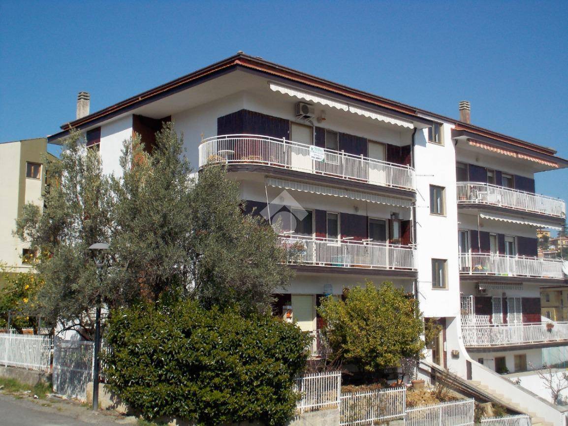 Quadrilocale via della Pace 24, Andreotta, Castrolibero