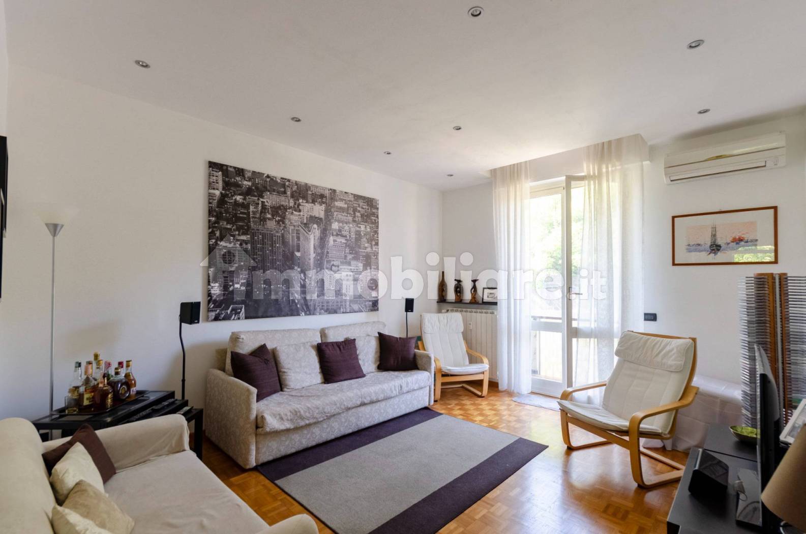 Trilocale ottimo stato, quinto piano, Molassana, Genova