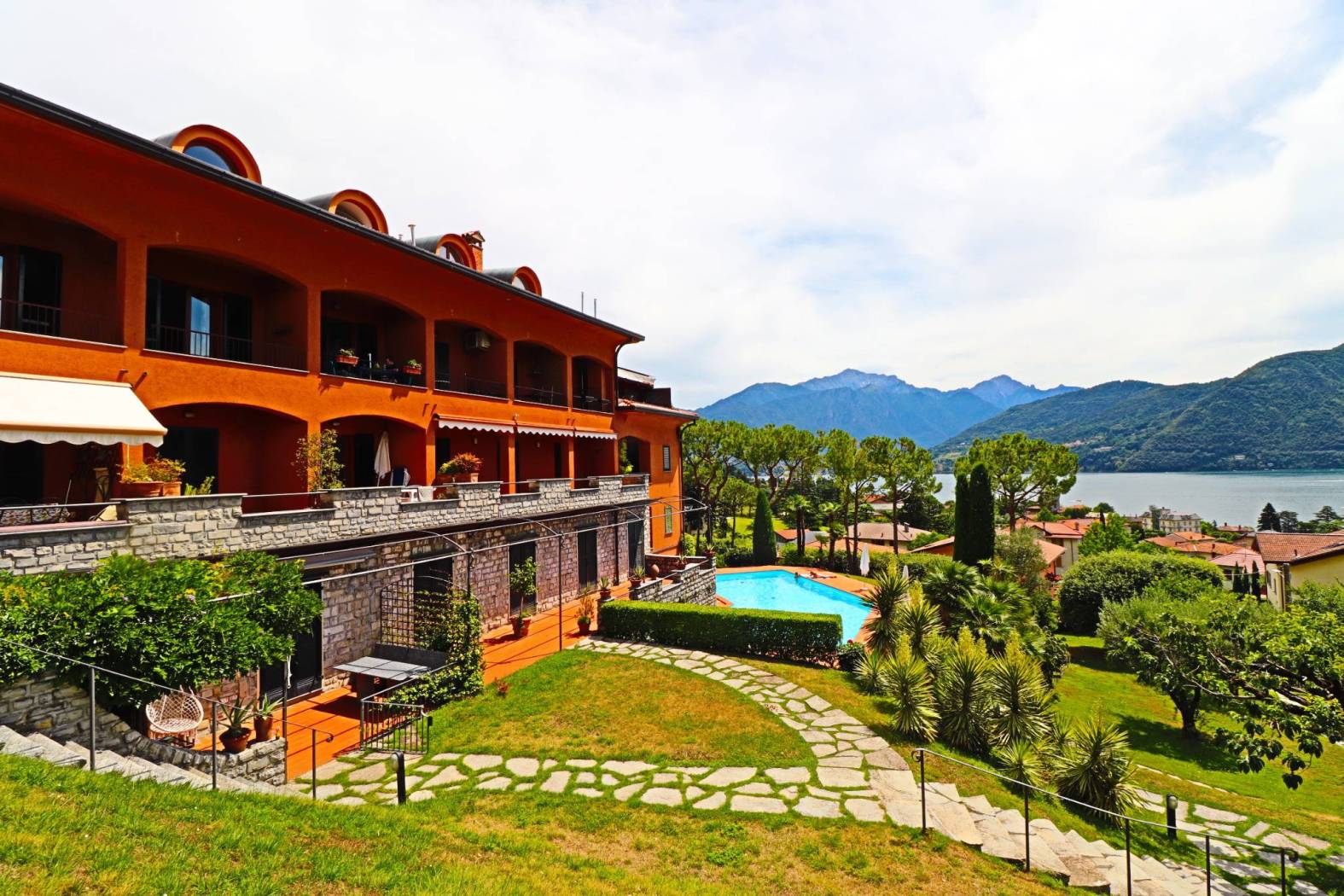 Trilocale via Fratelli Brentano 51, Azzano, Tremezzina