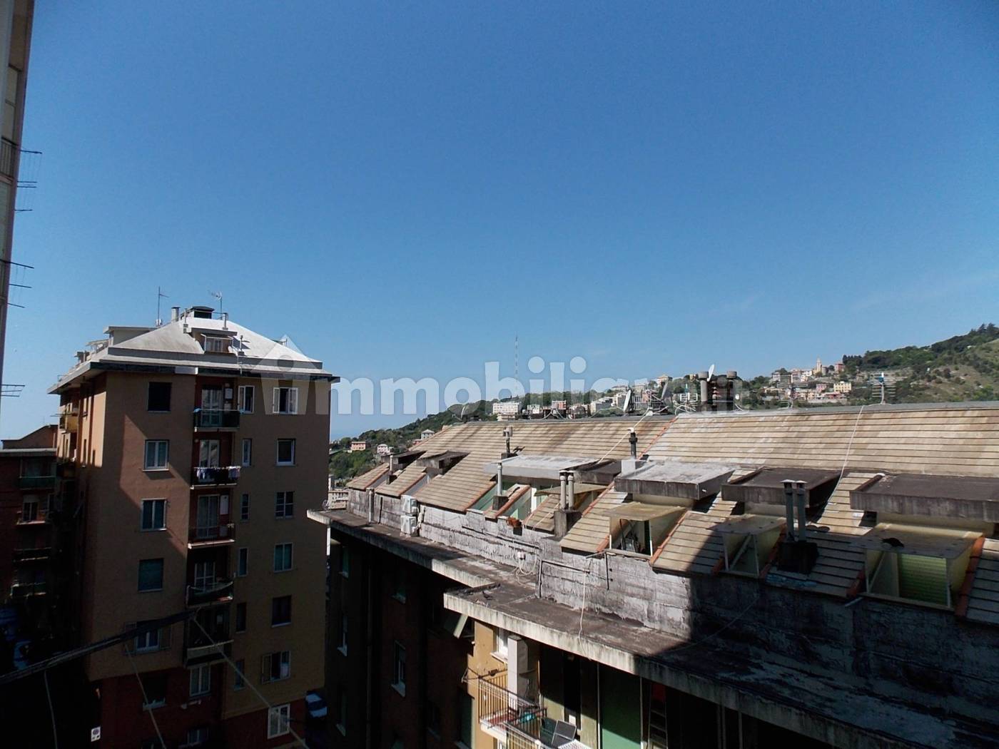 Trilocale via Gaeta, Oregina, Genova