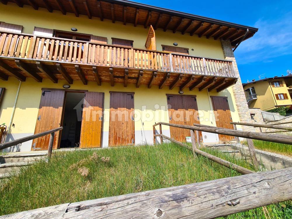 Bilocale via Catabione, Gazzaniga