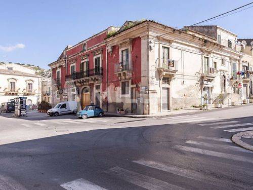 Quadrilocale via G  B  Perasso 51, Centro, Scicli