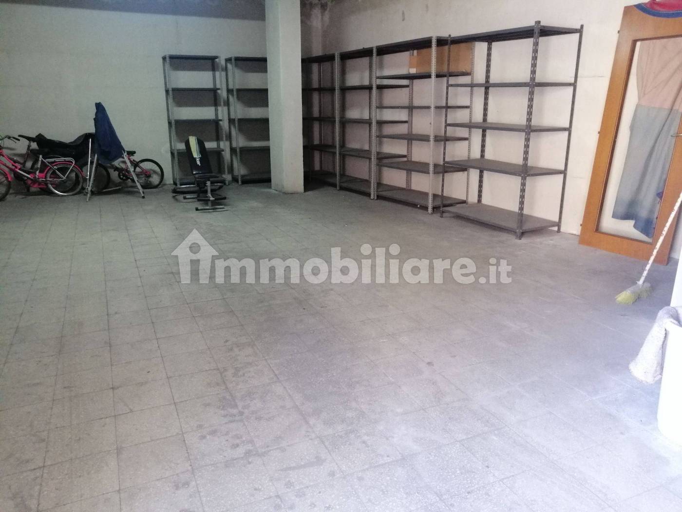 Garage - Box in Vendita