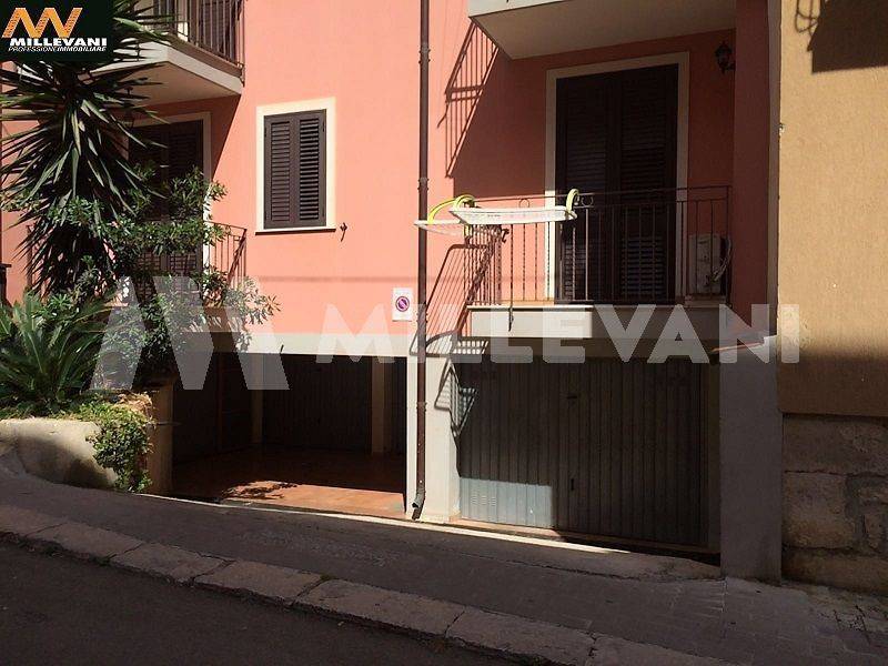 Garage - Box in Vendita