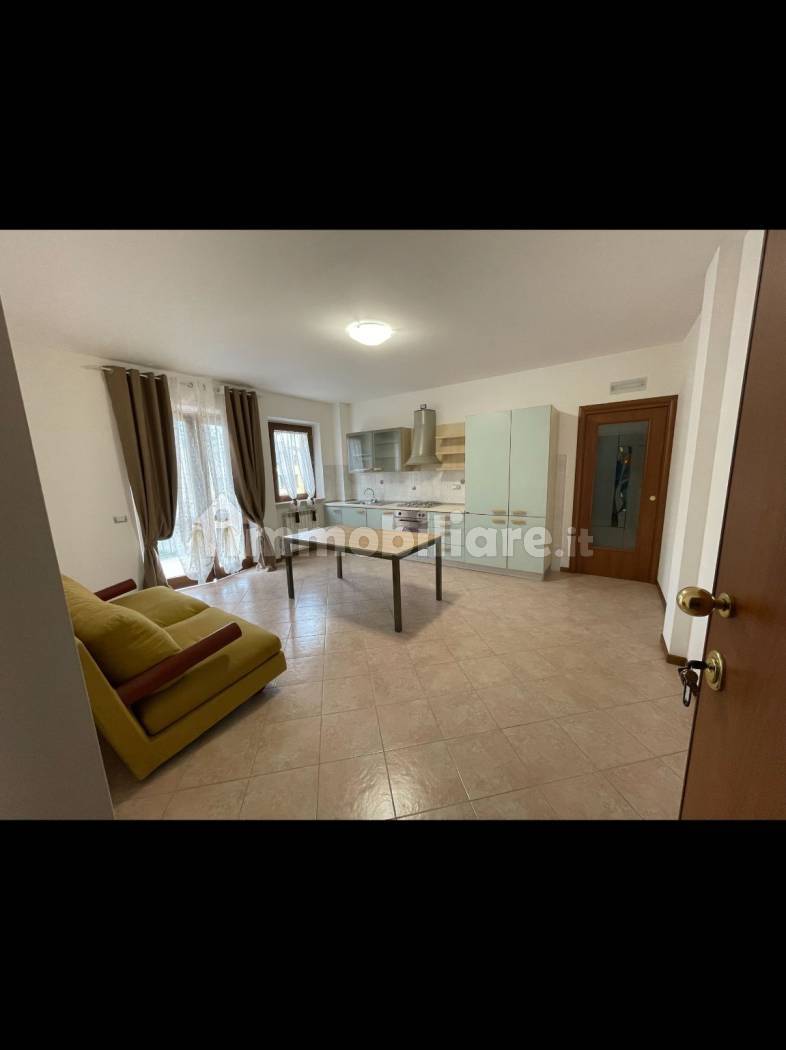 Quadrilocale via Giuseppe Mazzini 3, Centro, Cerreto d&#x27;Esi