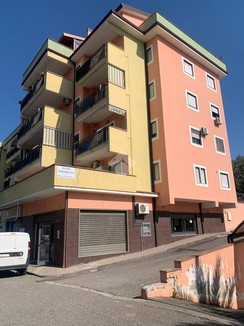 Magazzino - Deposito in Vendita