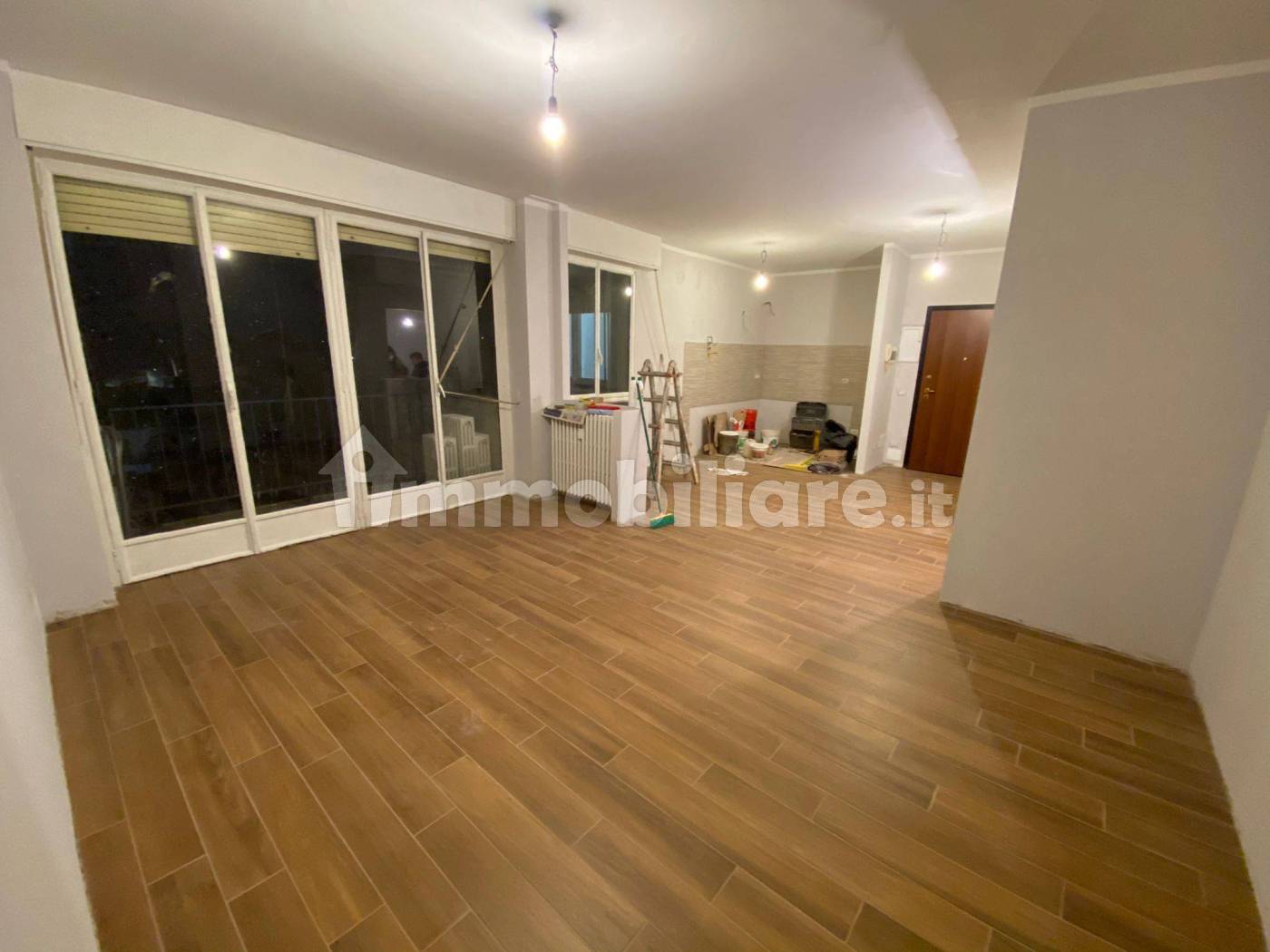 Trilocale piazza Vittorio Veneto 2, Centro, Broni