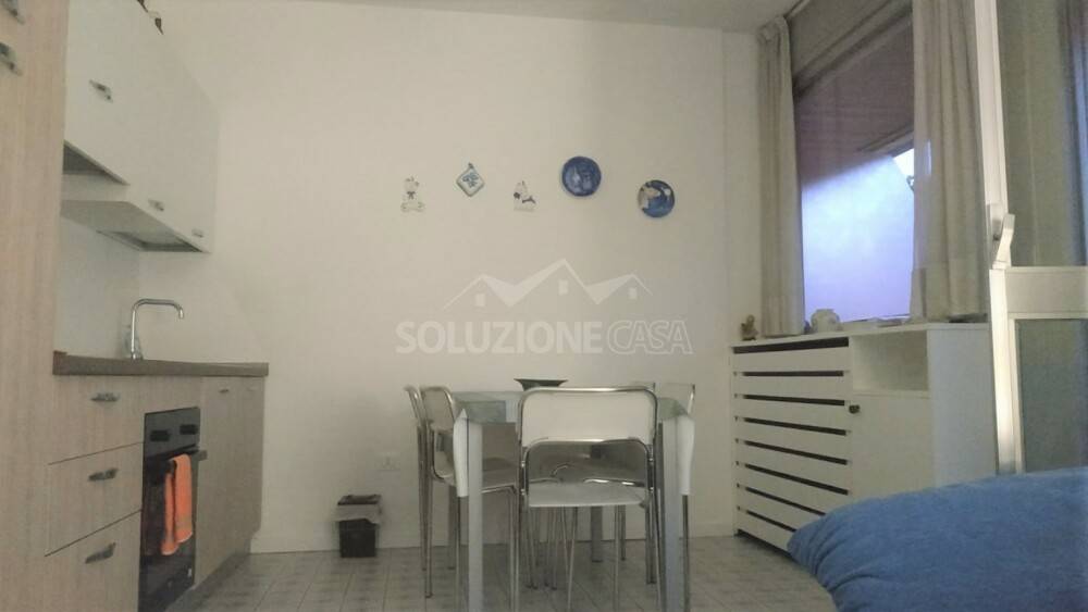 Appartamento buono stato, secondo piano, Stazione - Cristo Re, Trento