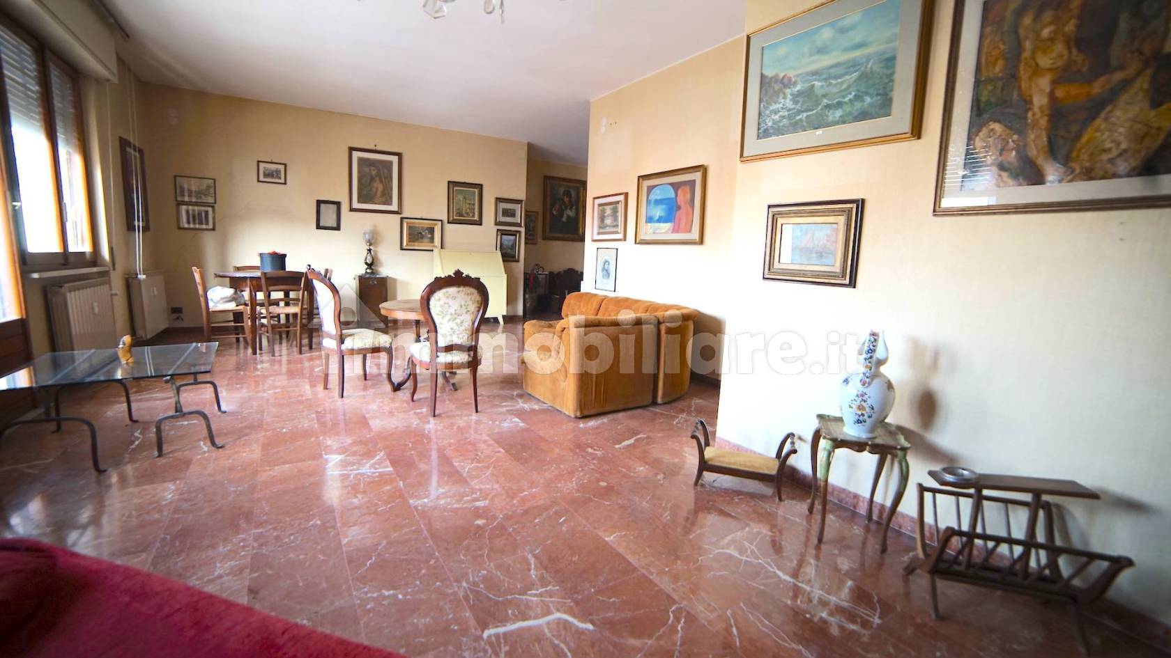 Appartamento buono stato, quinto piano, Centro Storico, La Spezia