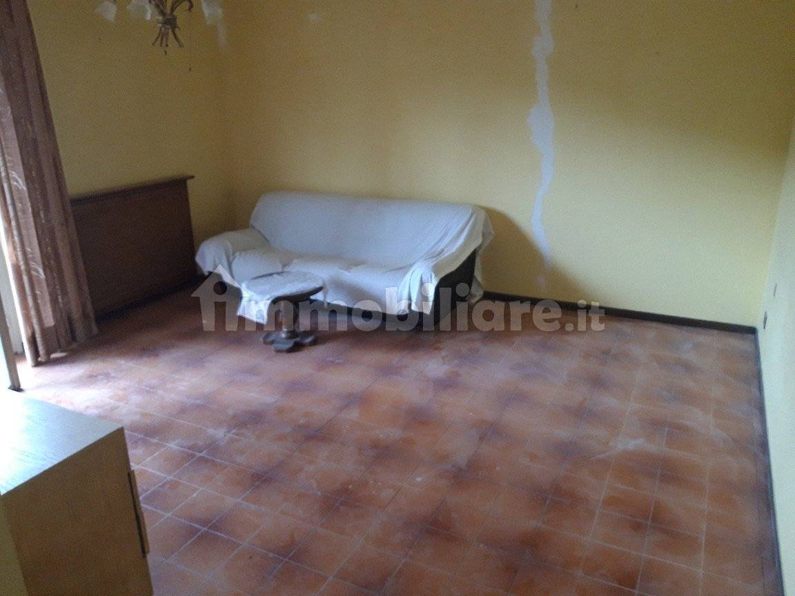 Trilocale via Vincenzo Bellini 22, Montecatini-Terme