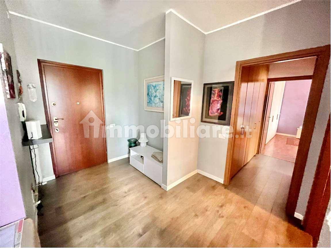 Trilocale STRADA provinciale, Cologna Caraverio, Castello di Brianza