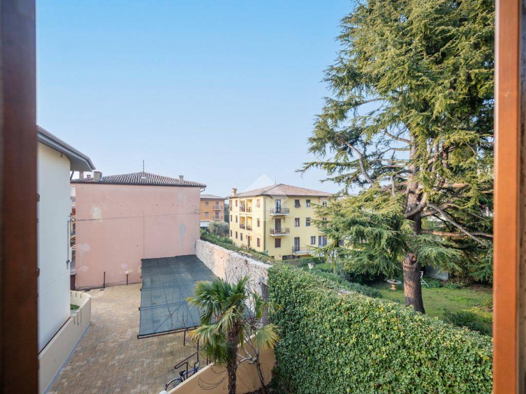 Vendita Appartamento Torri Del Benaco Bilocale In Via Dall Oca Bianca Vendita Appartamento Torri Del Benaco Bilocale In Via Dall Oca Bianca
