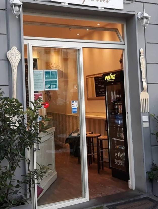 Locale commerciale in Vendita