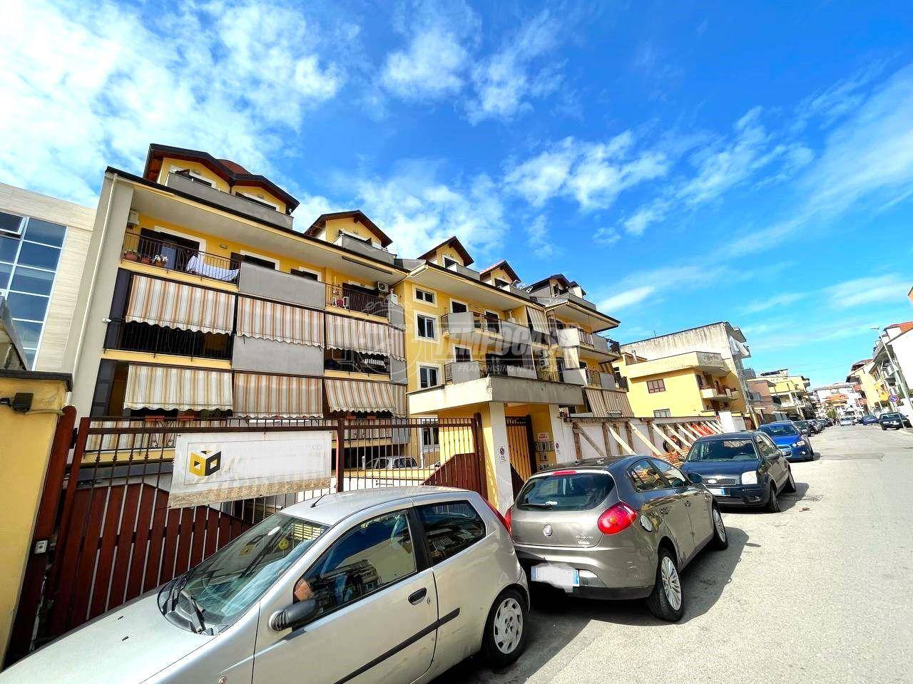 Quadrilocale via Gabriele D&#x27;Annunzio, Madonna delle Grazie, Giugliano in Campania