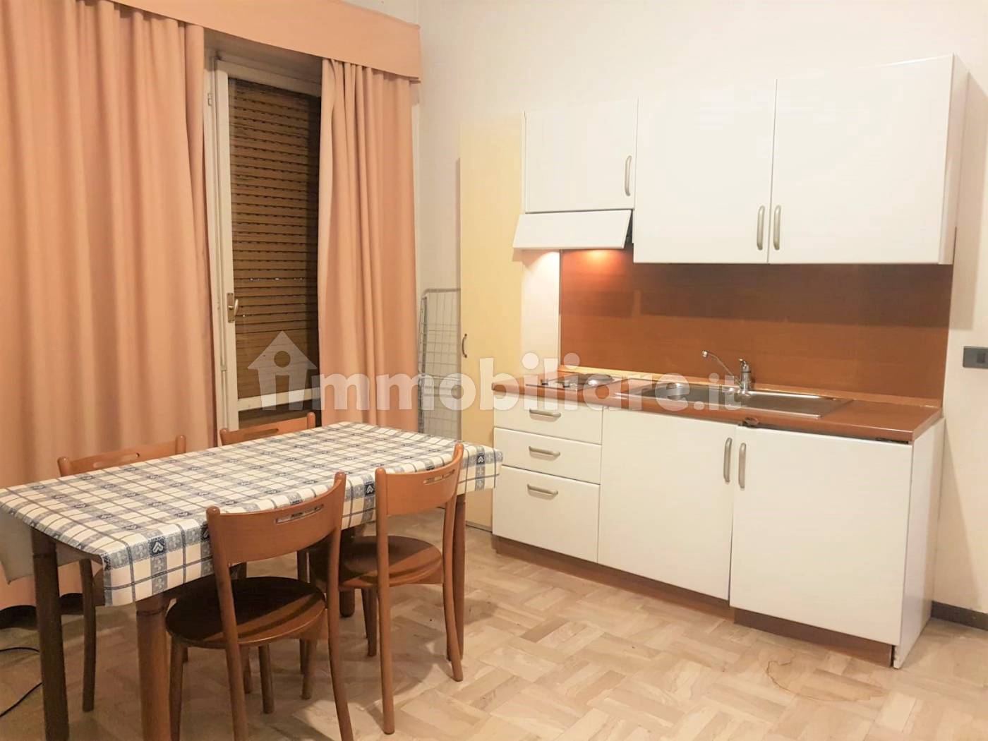 Appartamento via 25 Aprile, Borgo Rodi, Ancona