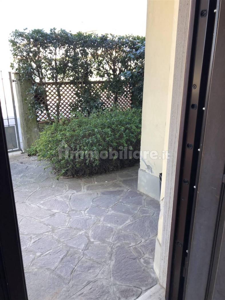 Trilocale buono stato, piano terra, Centro, Agliana