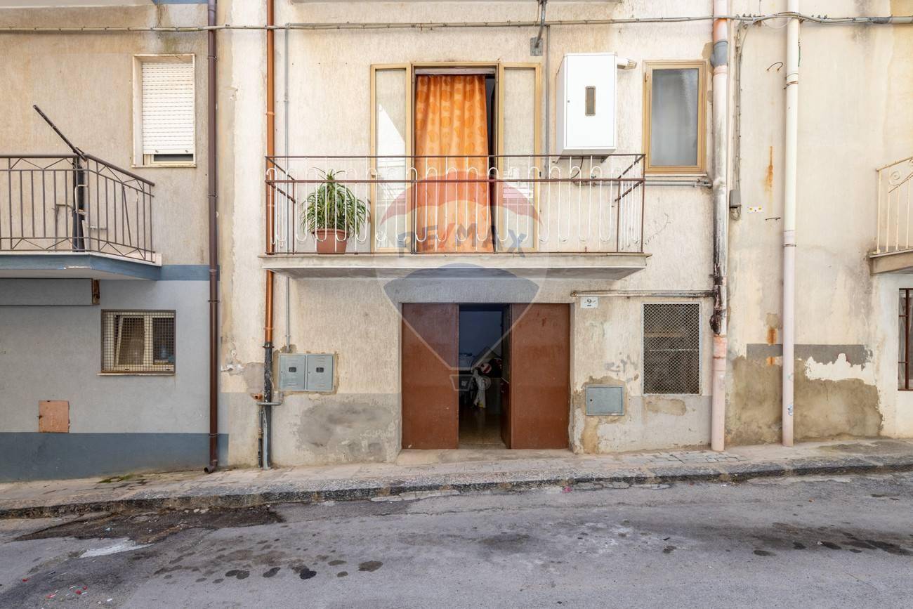 Appartamento via Ragusa 43, Centro, Caltagirone