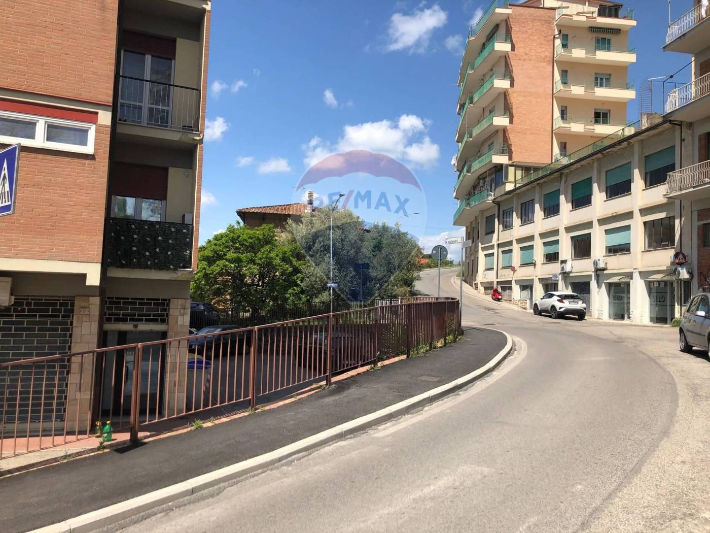 Locale commerciale in Vendita