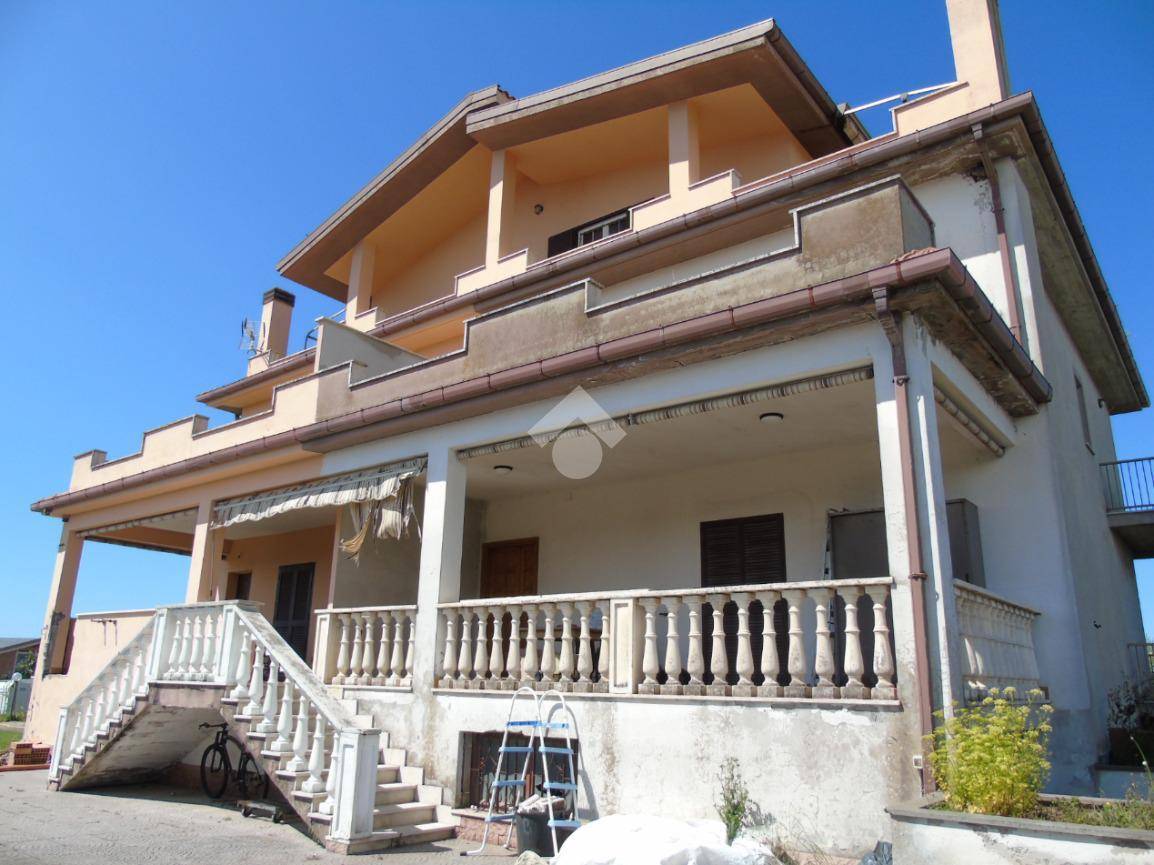 Quadrilocale via Taburno, Campoleone - Tre Colli, Aprilia
