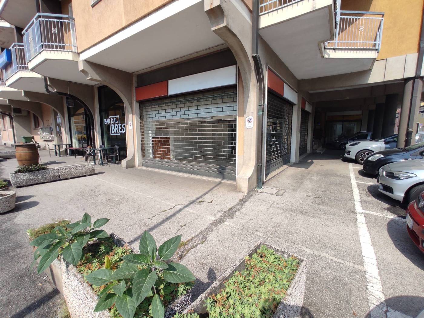 Locale commerciale in Vendita