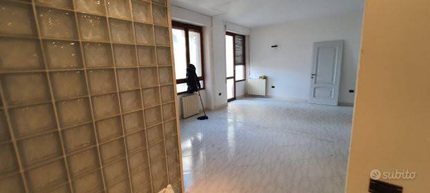 Quadrilocale via Monte Claro, Monte Claro, Cagliari