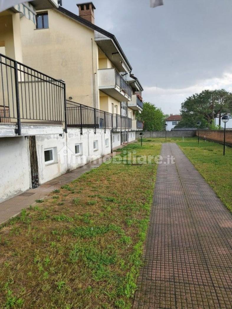 Trilocale Gramsci, 49, Centro, Cilavegna