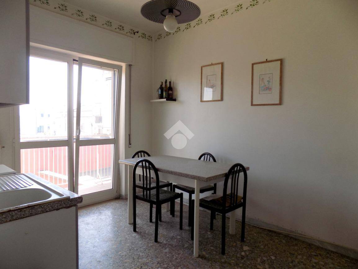 Bilocale via trento 6, Acquaviva delle Fonti