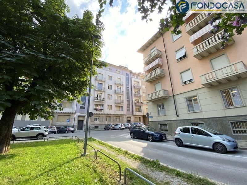 Bilocale via piave 4, Cuneo