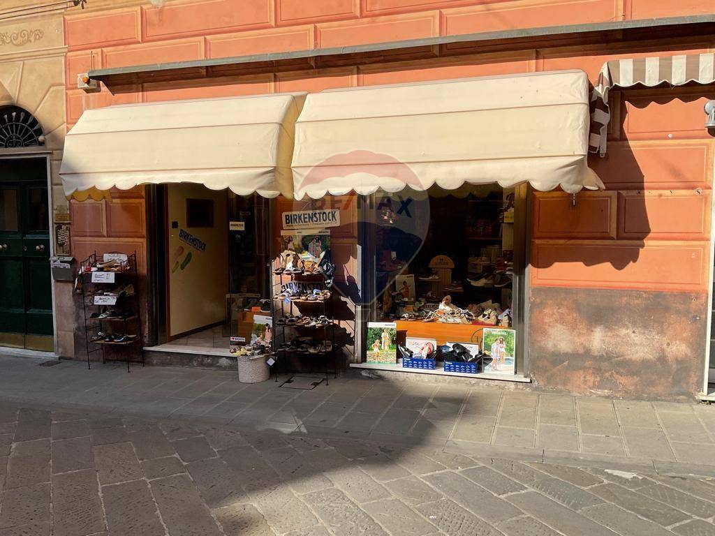 Attività commerciale in Vendita