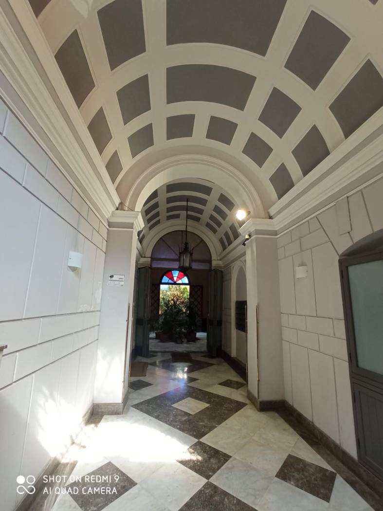 Appartamento buono stato, terzo piano, Politeama - Ruggiero Settimo, Palermo