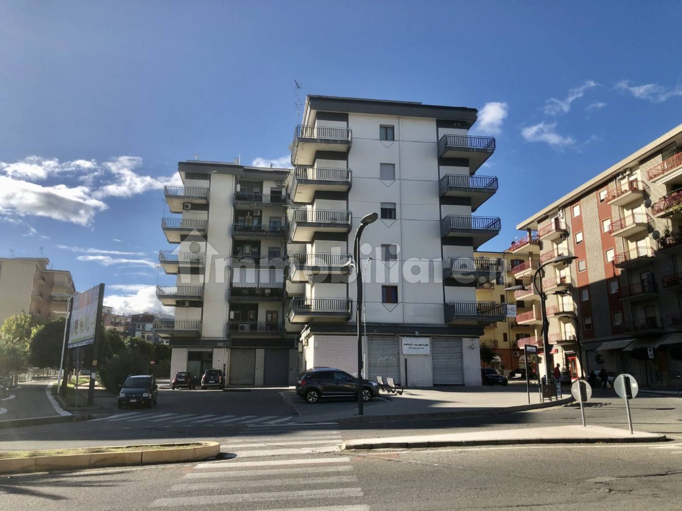 Locale commerciale in Vendita