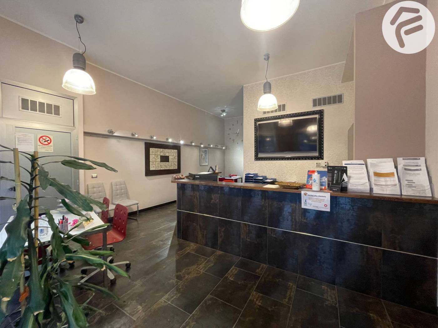 Locale commerciale in Vendita