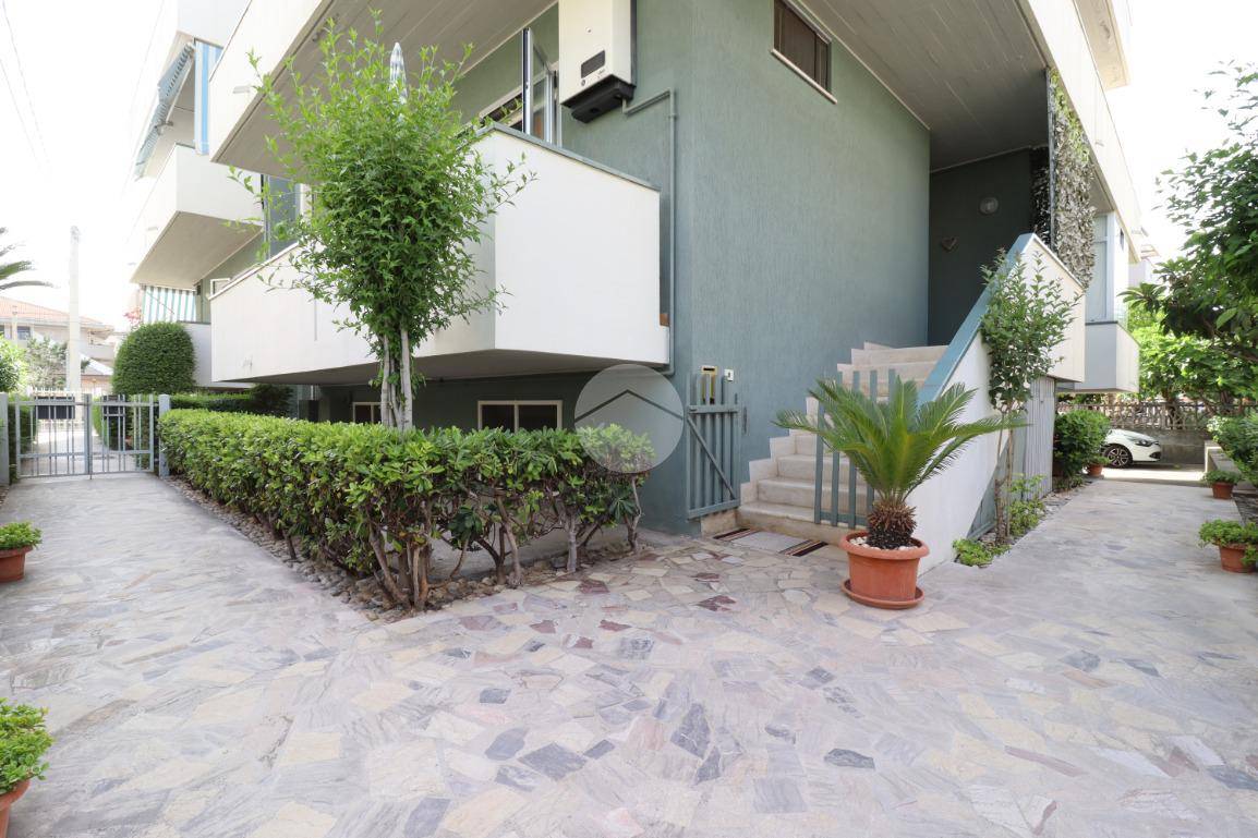 Appartamento via Genova 1, Silvi Marina, Silvi