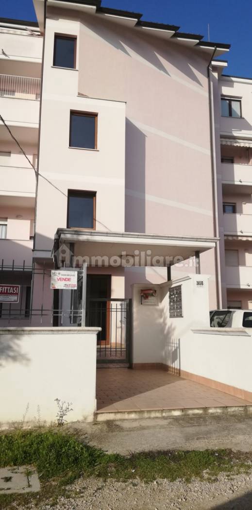 Trilocale viale Abruzzo 365/b, Chieti Scalo, Chieti