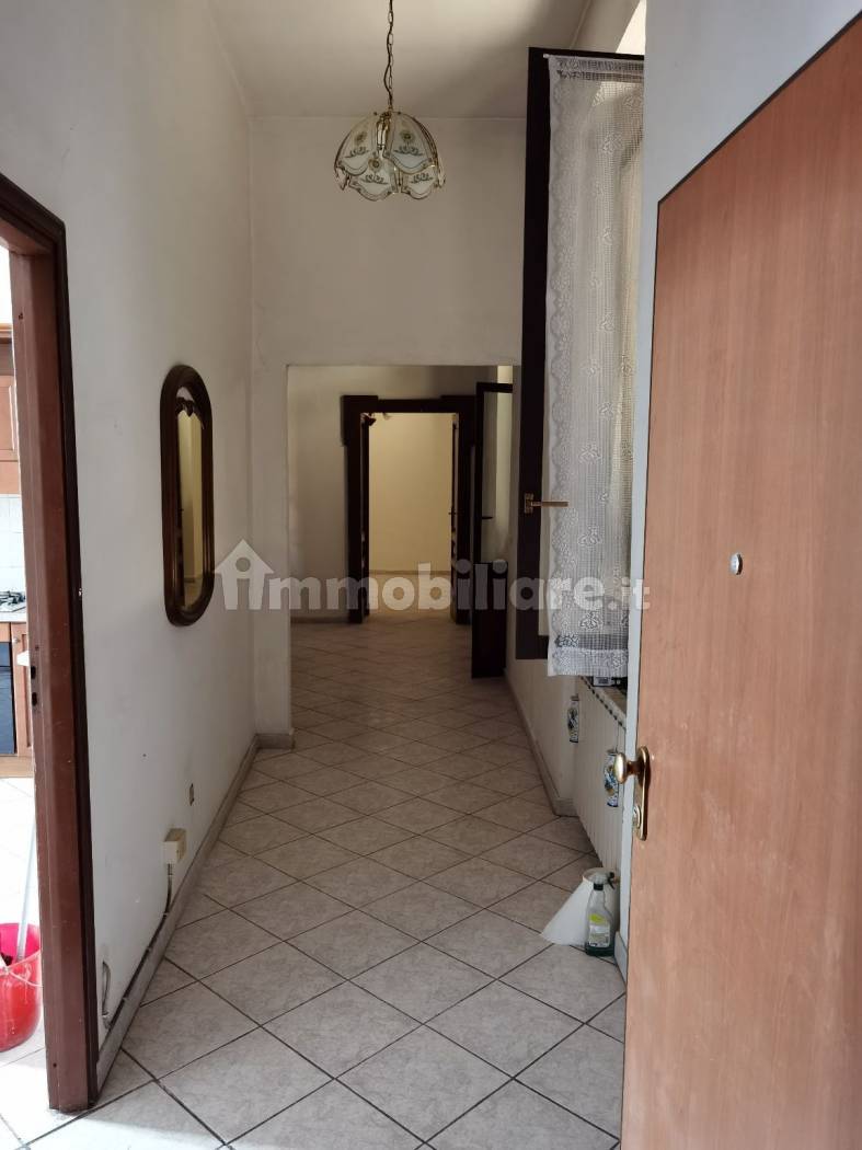 Trilocale viale Fratelli Brignone 12, Centro, Trino