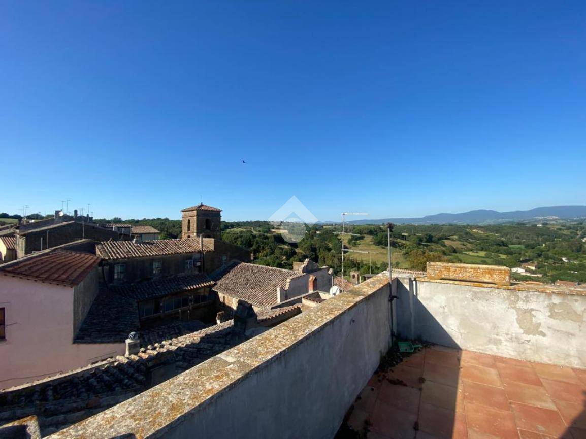 Trilocale via antonio colavani 9, Centro, Gallese