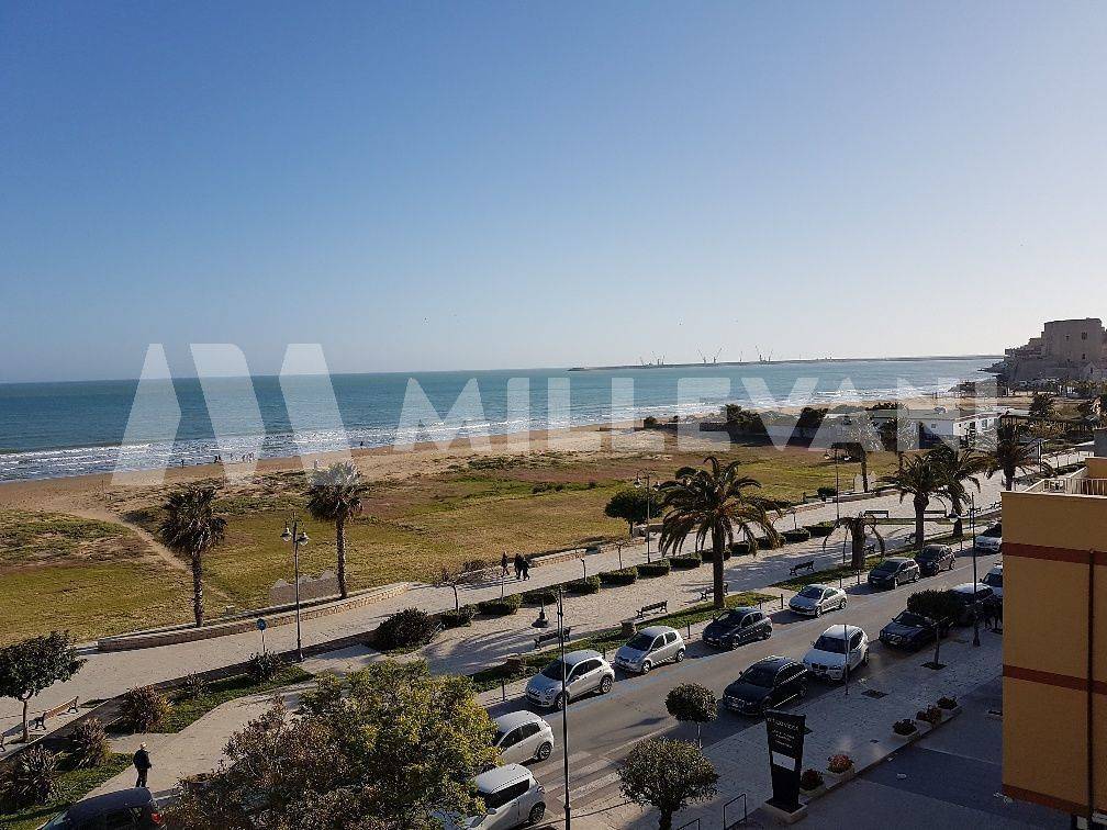 Appartamento via Rosolino Pilo, Pozzallo