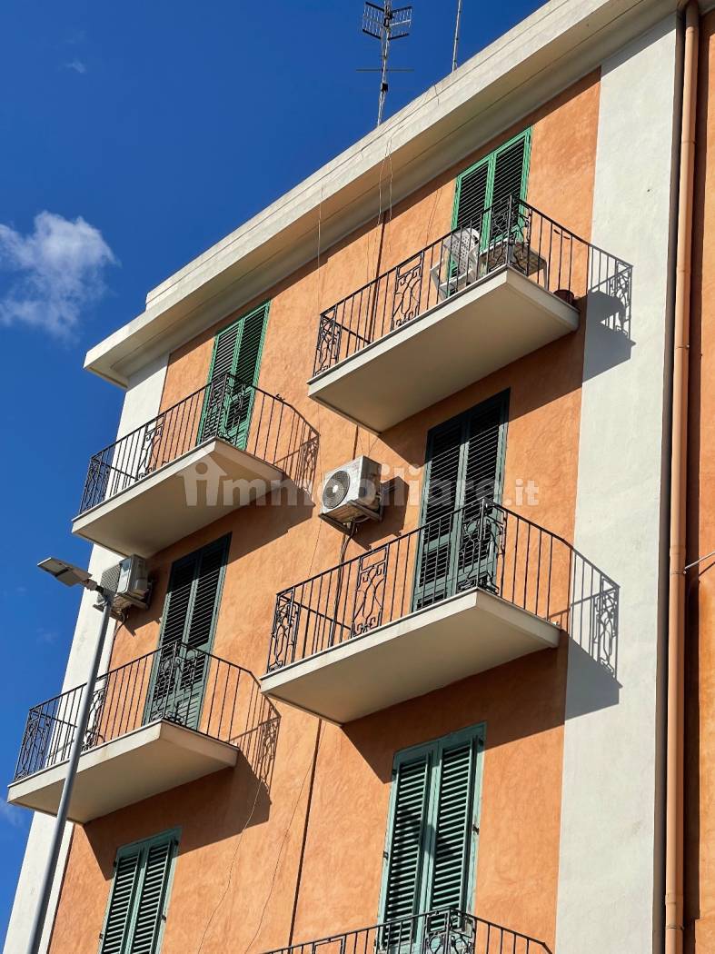 Bilocale viale San Martino 342, Quartiere Lombardo, Messina