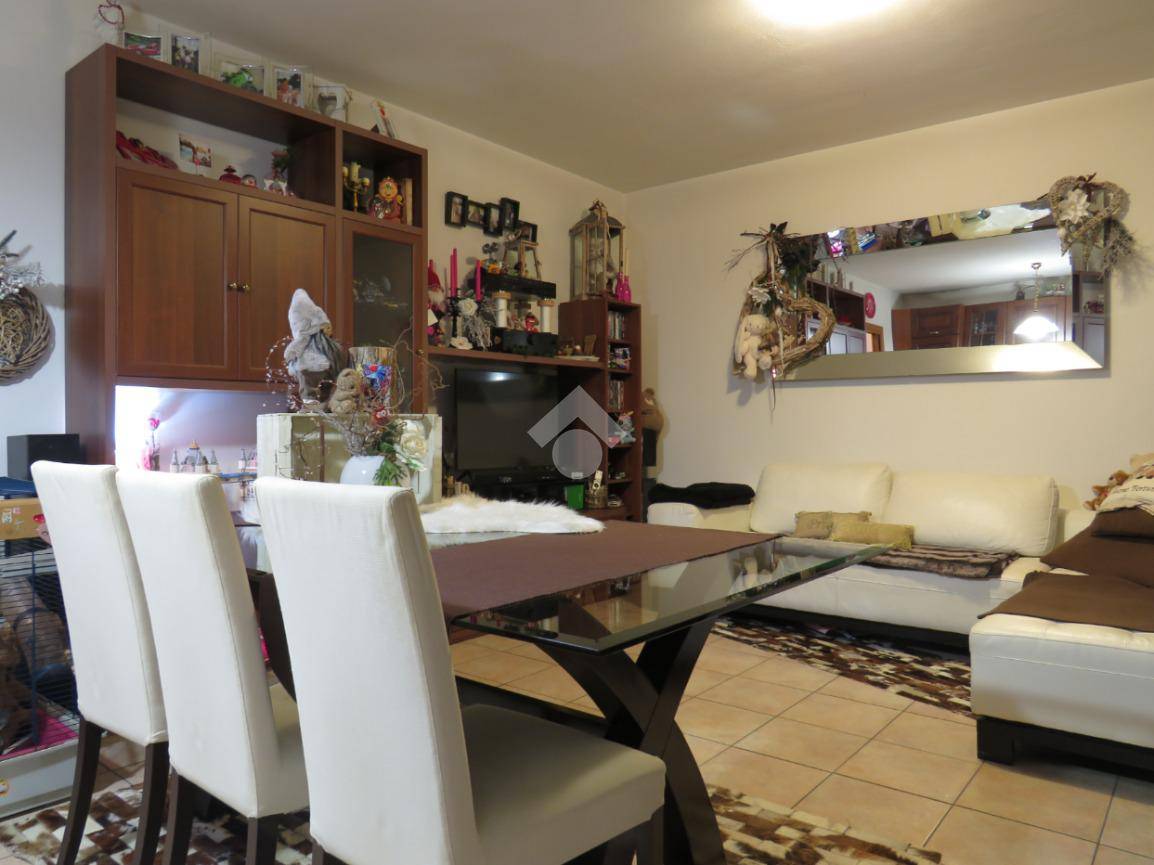 Bilocale via Fornaci 17, Trescore Balneario