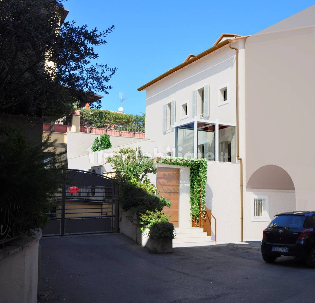 Trilocale via San Vincenzo, Centro Storico, Terni