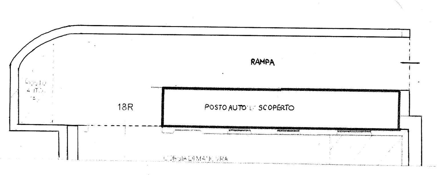 Posto auto - moto in Vendita