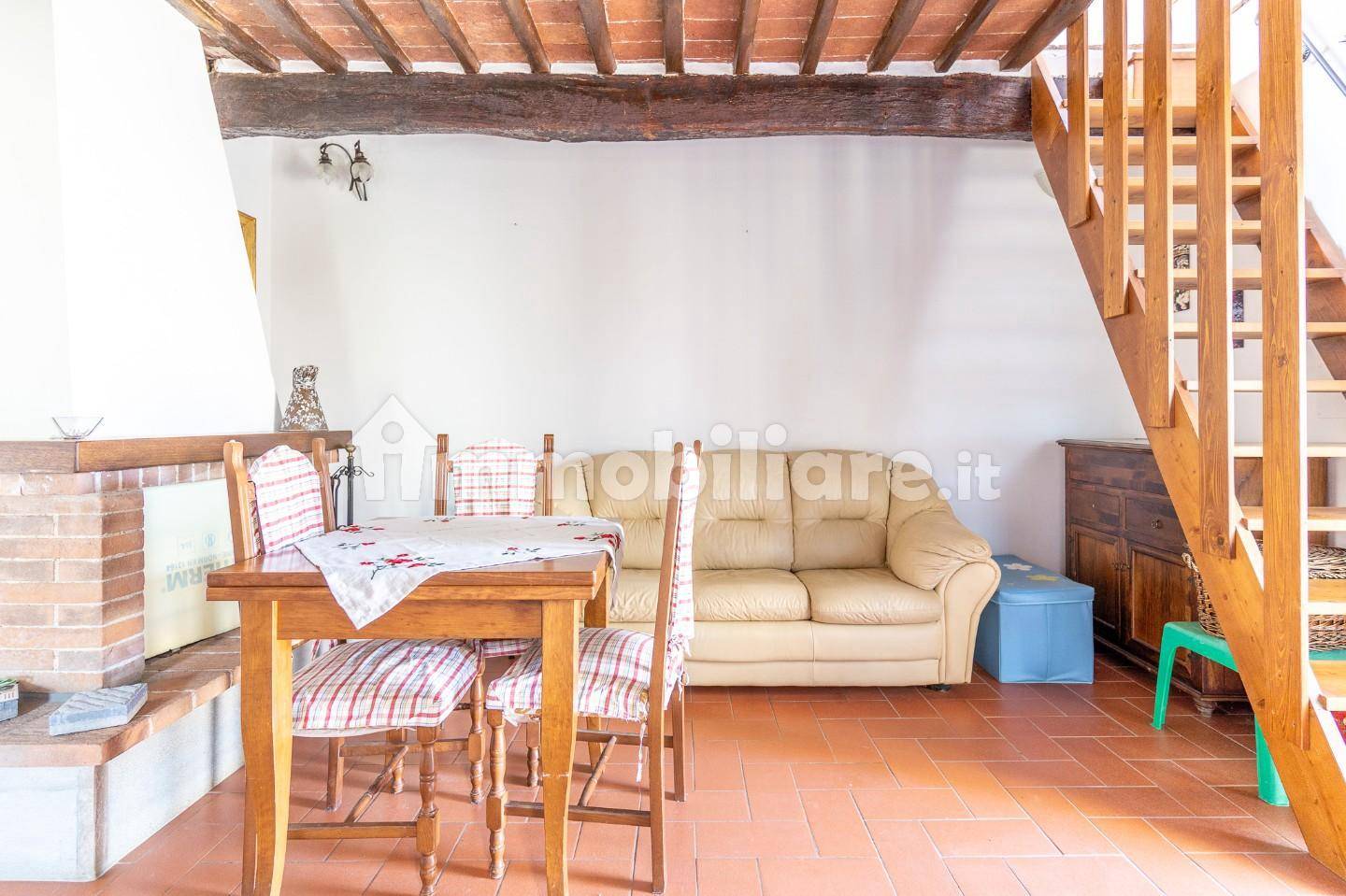 Trilocale via di Faltognano, Vinci