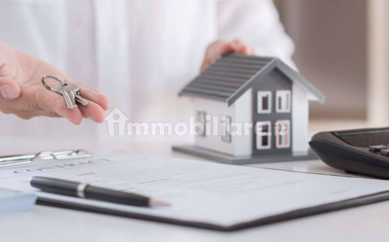 Laboratorio in Vendita