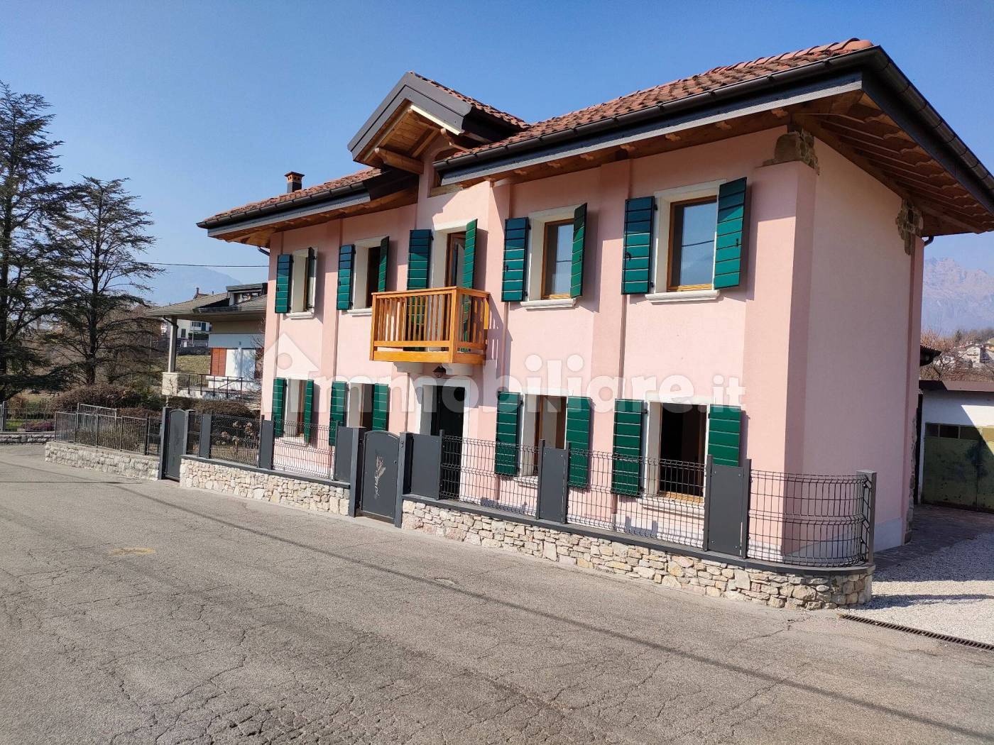 Terratetto unifamiliare viale Camillo Benso di Cavour, Centro, Feltre